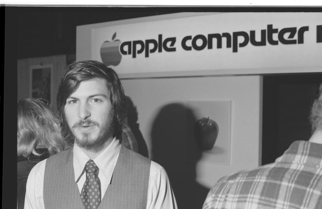 Steve Jobs oggi avrebbe compiuto 70 anni: storia del fondatore di Apple ...