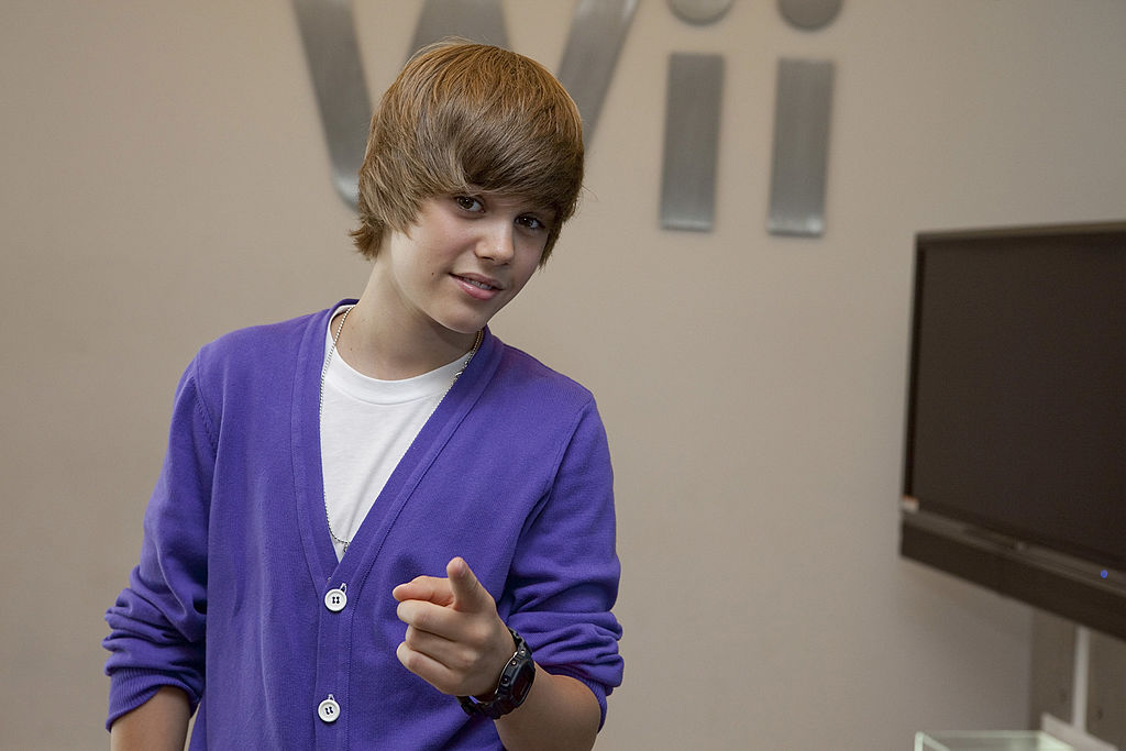 Justin Bieber condivide la prima foto con il figlio | Sky TG24