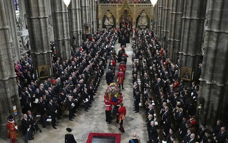 Funerali Regina Elisabetta, le foto della cerimonia | Sky Sport