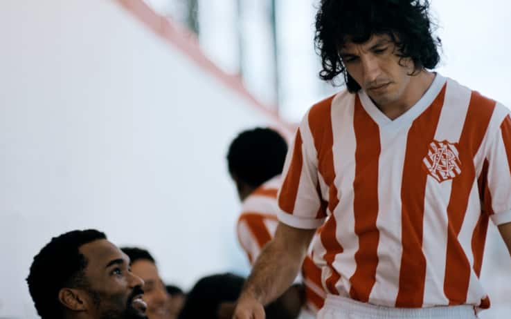 Kaiser, il film su Carlos Henrique Raposo, finto giocatore brasiliano ...