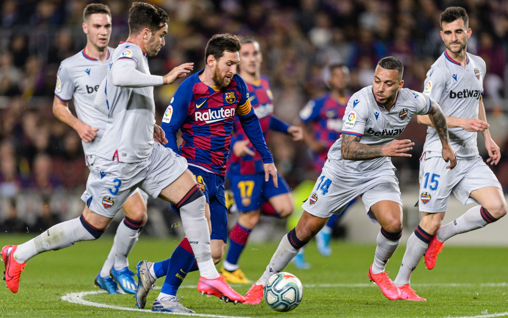 Chi ha fatto più dribbling in Europa? Solo in tre meglio di Boga. LA ...