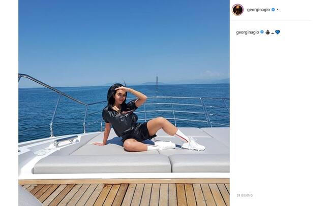 Cristiano Ronaldo e il nuovo Yacht: le vacanze con Georgina Rodriguez ...