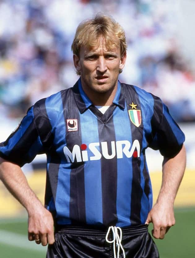 I 60 anni di Brehme tra l'Inter dei record e il rigore con la Germania ...