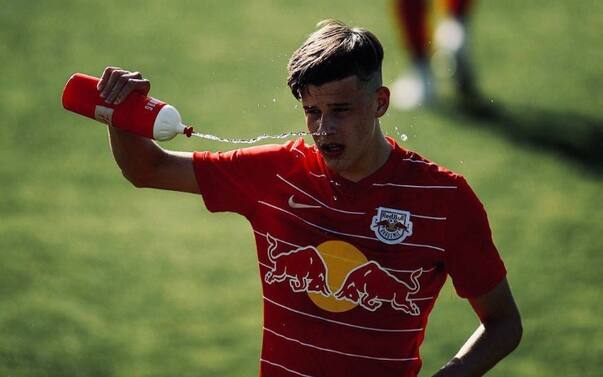 Calcio, i migliori giocatori del 2005 secondo il Guardian | Sky Sport