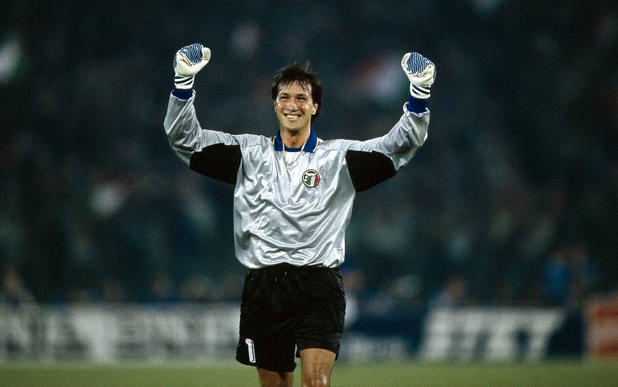 Migliori portieri dal 1987 a oggi: Buffon primo in classifica secondo l ...