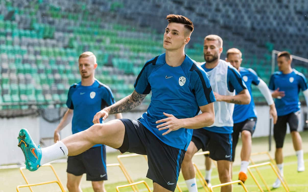 Benjamin Sesko, chi è l'attaccante della Slovenia e del Salisburgo ...