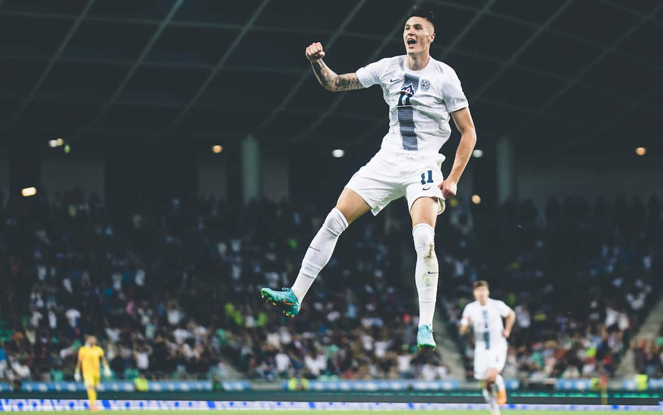 Benjamin Sesko, chi è l'attaccante della Slovenia e del Salisburgo ...