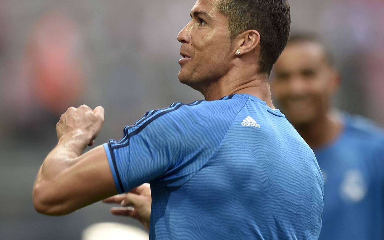 Giocatori o culturisti? Da Lizarazu a Fernando Torres e Cristiano ...