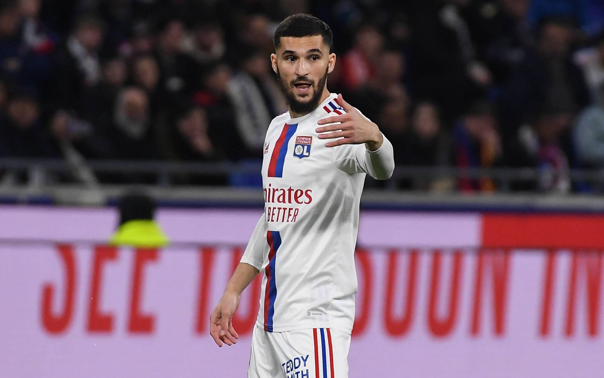 Houssem Aouar, chi è il nuovo centrocampista della Roma | Sky Sport