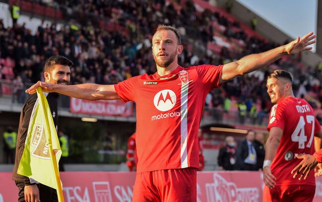 Inter, Carlos Augusto ha firmato: si attende solo l'annuncio | Sky Sport