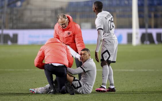 Psg, Mbappé out 3 settimane per una lesione alla coscia sinistra: salta ...