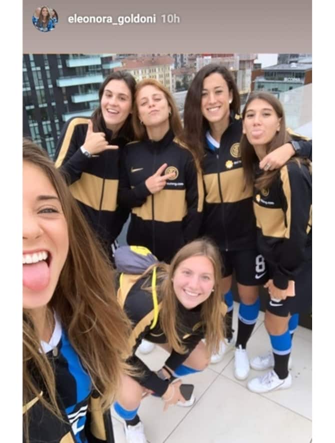 Inter femminile: le calciatrici nerazzurre in posa per la foto ...
