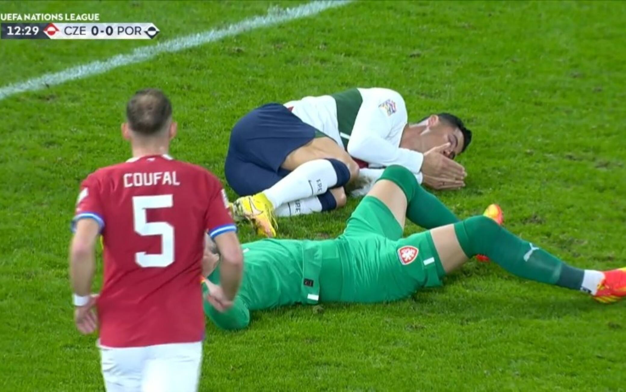 Nations League, Cristiano Ronaldo subisce un duro colpo al naso ma ...