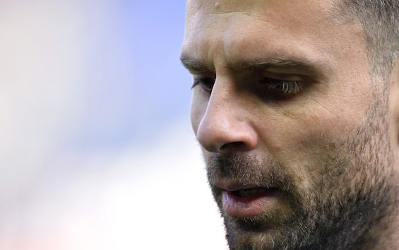 Thiago Motta e il 2-7-2 con portiere a centrocampo: come nasce la sua ...