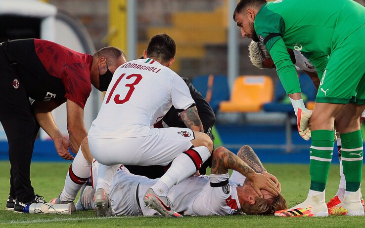 Milan, infortunio Kjaer: esluse lesioni ai legamenti del ginocchio ...