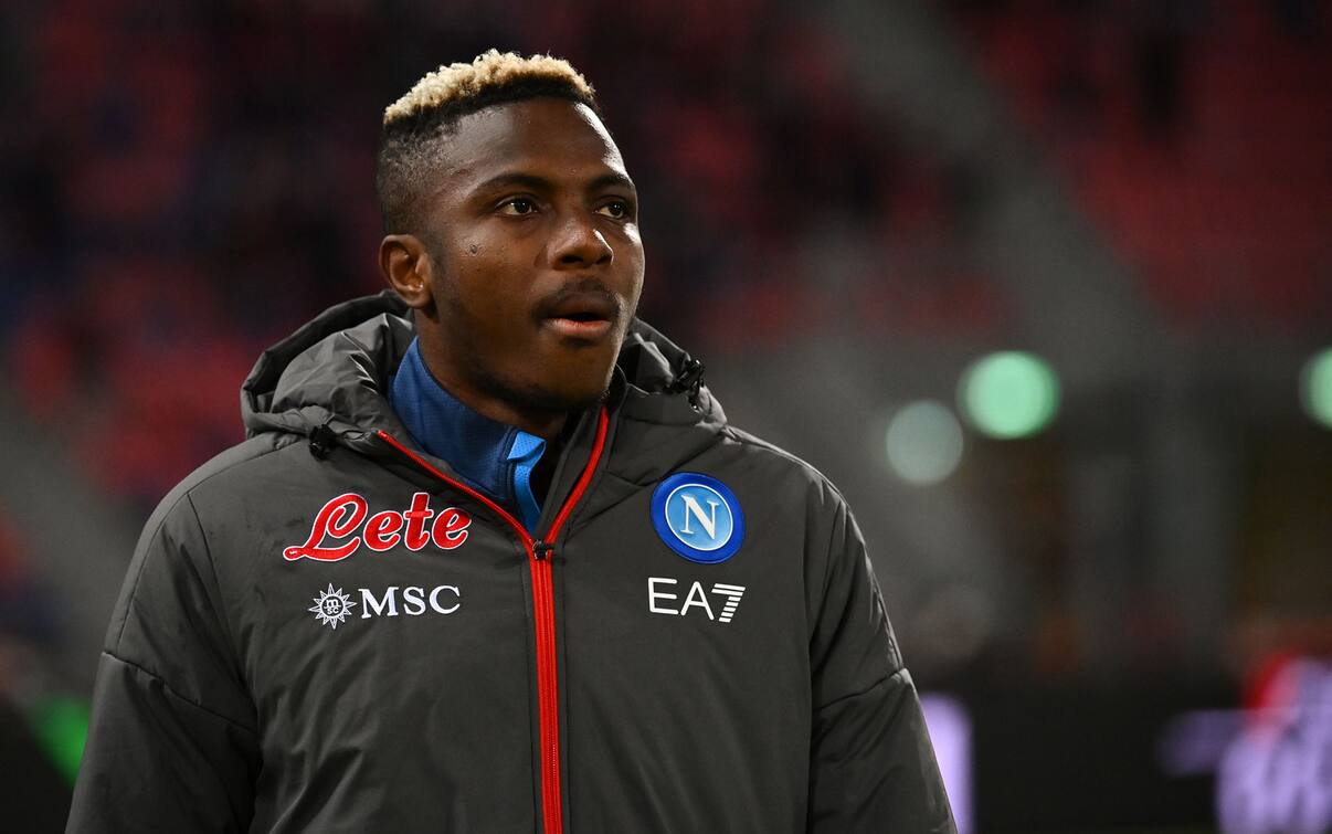 Napoli, Osimhen si allena con la nuova maschera. Foto e Video | Sky Sport