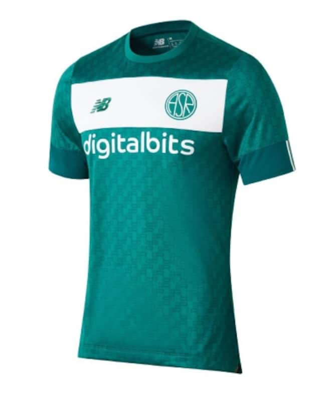 Roma, la nuova maglia 2023 ispirata all'Alba Roma. Foto | Sky Sport