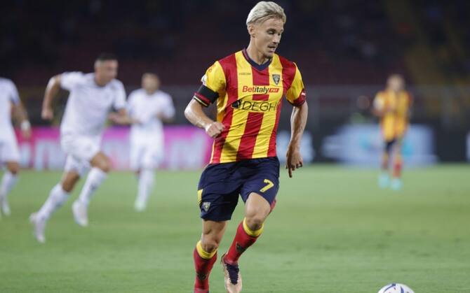 Chi è Pontus Almqvist, l'uomo in più del Lecce in questo avvio di ...