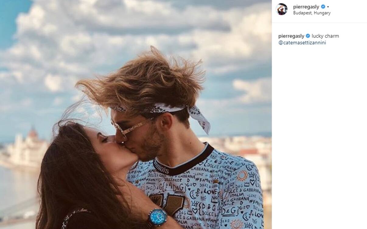 Gasly 2°, la fidanzata Caterina (bolognese) pazza di lui: 'Ti amo!'. LE ...