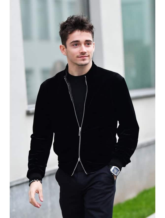 Milano fashion week, Charles Leclerc alla sfilata di Armani. LE FOTO ...