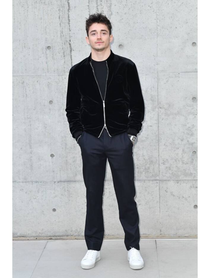 Milano fashion week, Charles Leclerc alla sfilata di Armani. LE FOTO ...