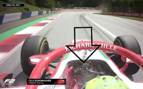 From seat to fire extinguisher: what's inside a Formula 1 cockpit in detail