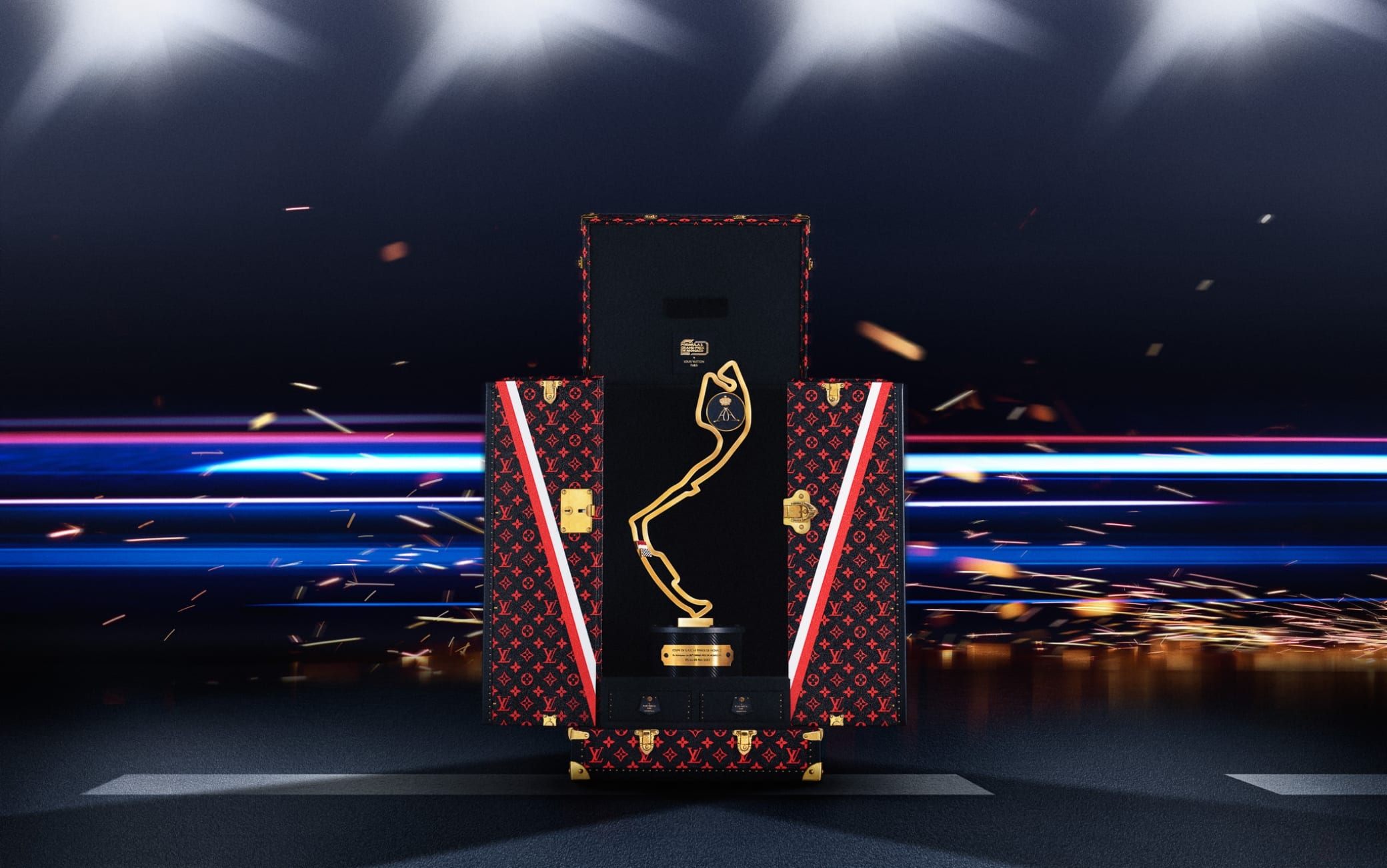 F1, a Monaco tutto fa tendenza: anche il trofeo del vincitore del GP è ...