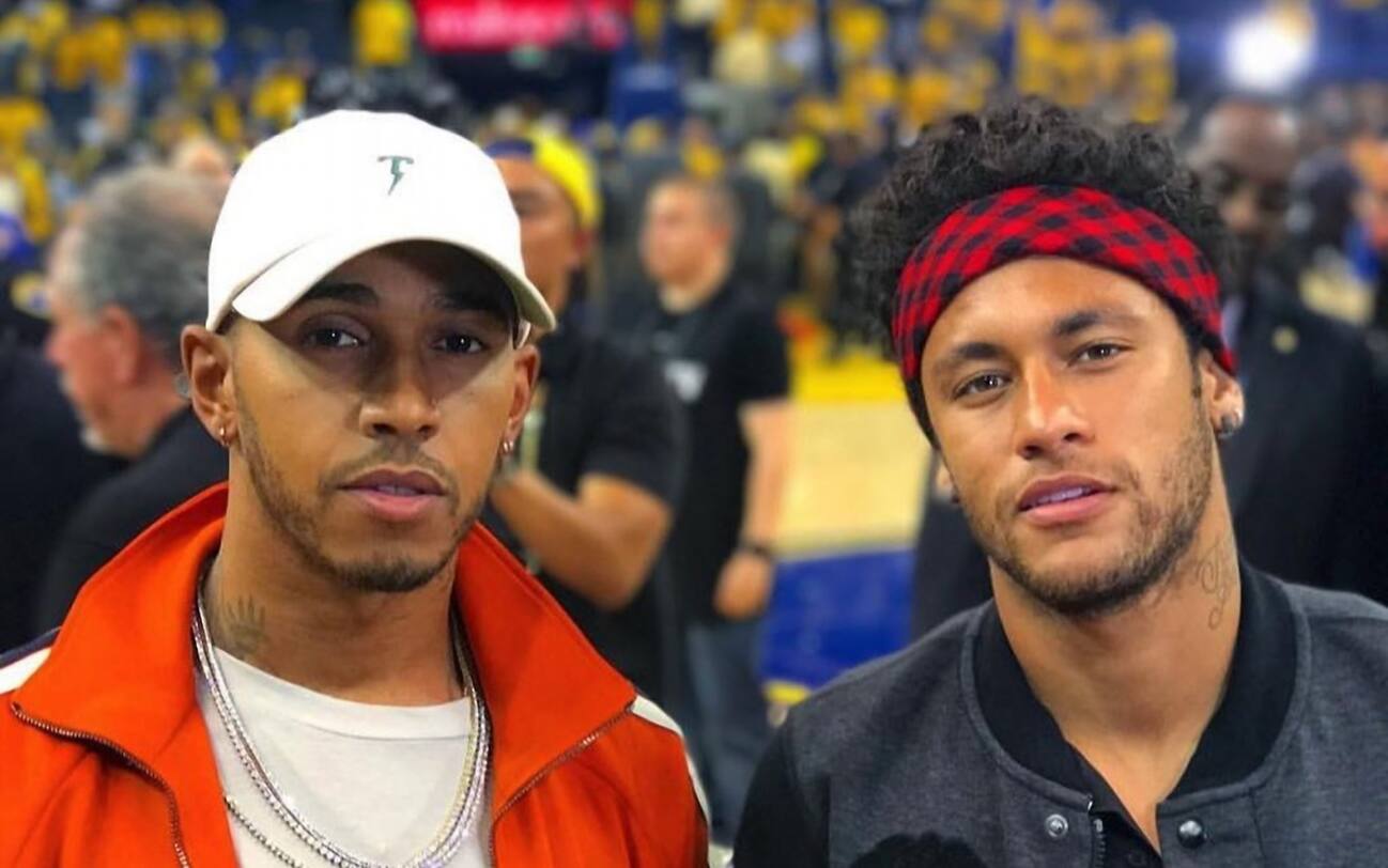 F1, GP Monaco: c'è anche una Ferrari F40 parcheggiata su uno yacht ...