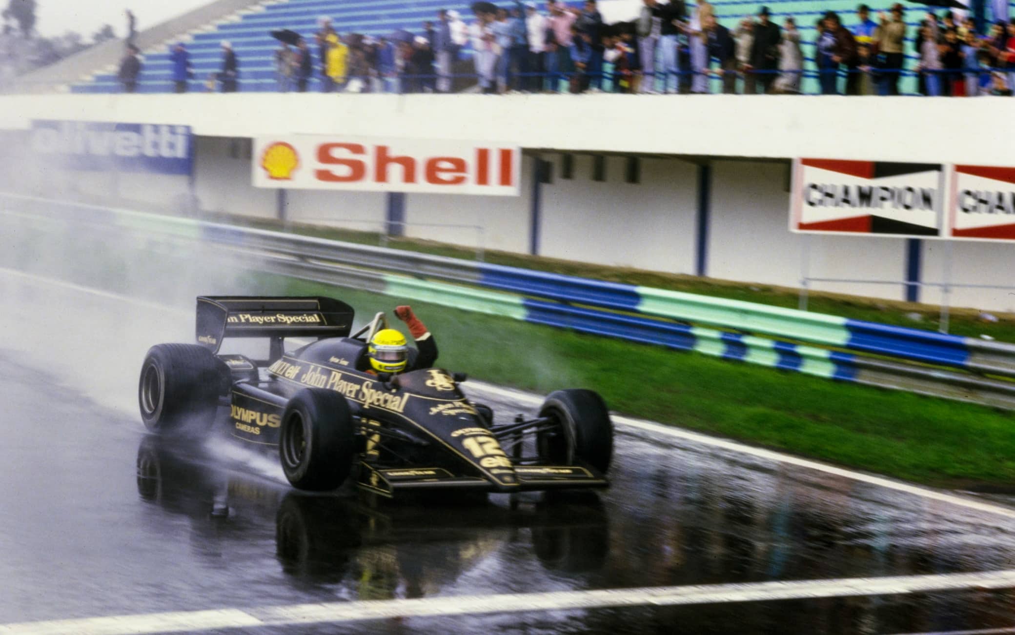 Formula 1, la prima vittoria di Ayrton Senna: GP Portogallo 1985 | Sky ...