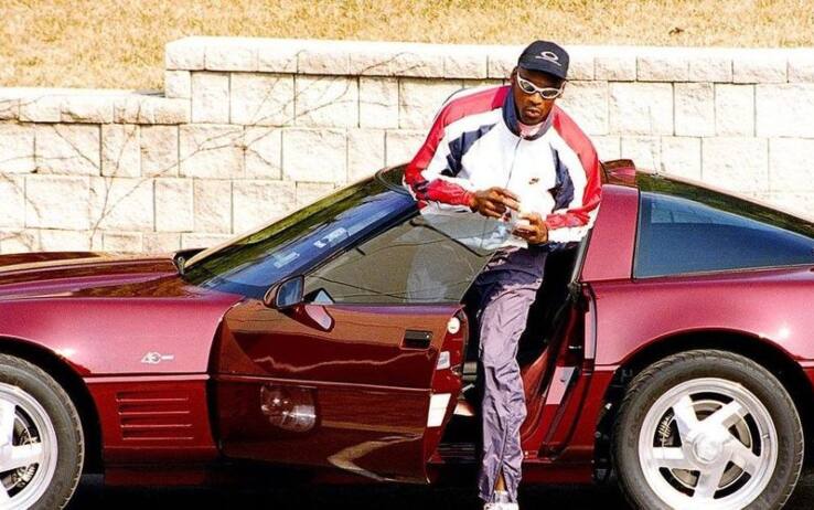 NBA, Michael Jordan e la sua incredibile collezione di automobili. FOTO ...