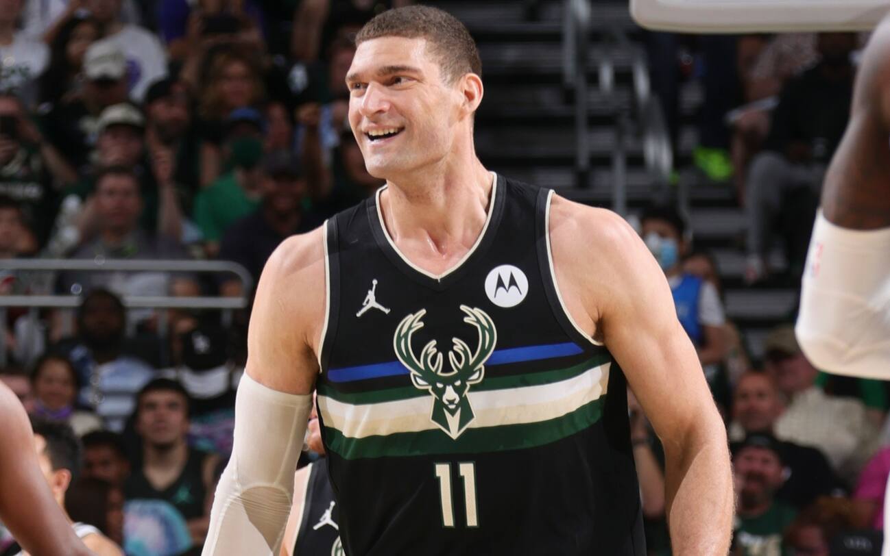 NBA, quali sono i giocatori più alti? La classifica per altezza | Sky Sport