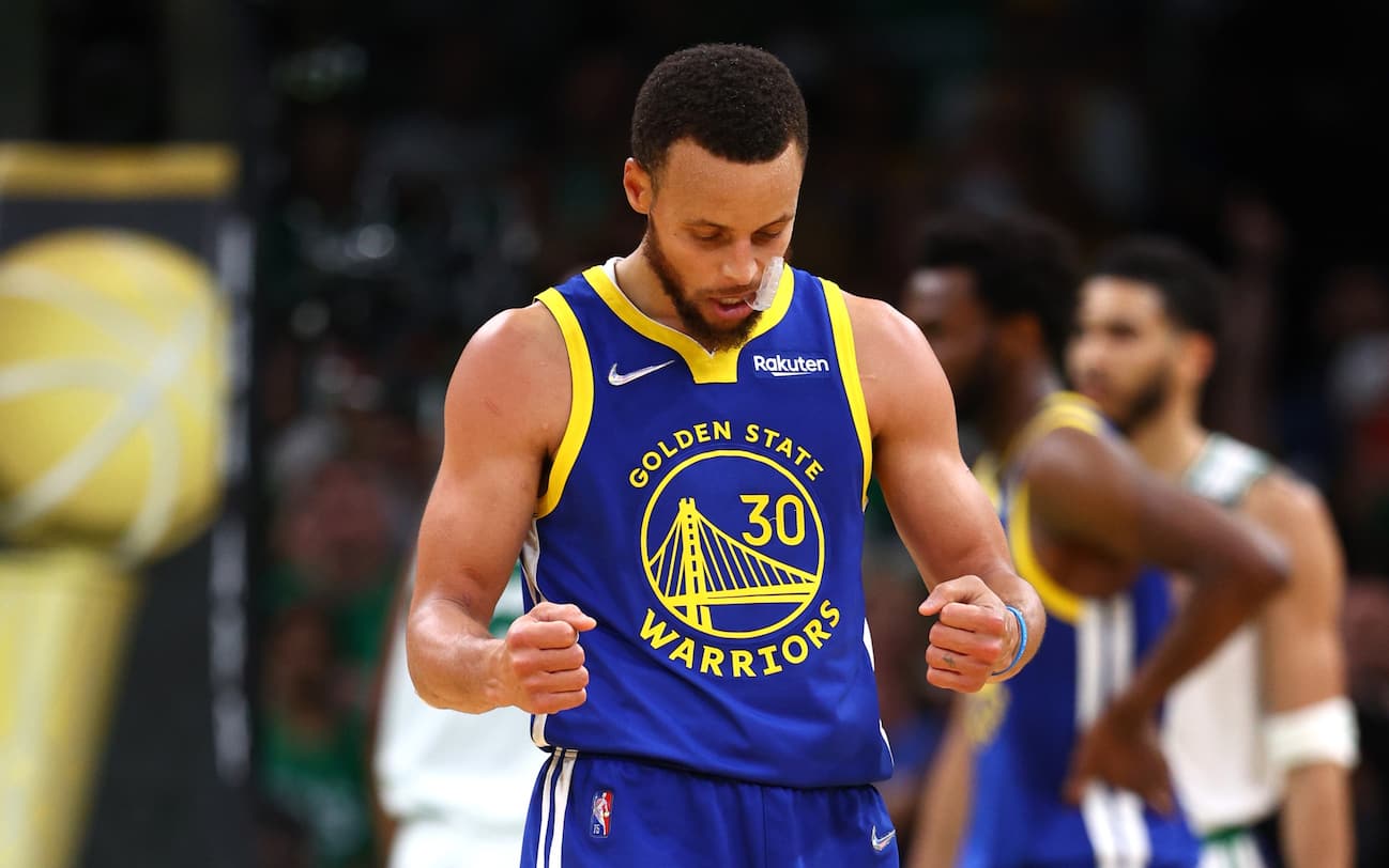 NBA, solo altri sei campioni come Steph Curry, con 4 anelli e 2 titoli ...