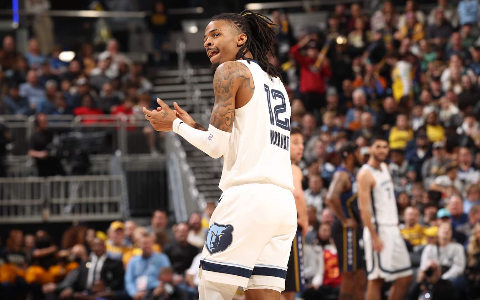 NBA Ja Morant e la schiacciata dell'anno: la giocata contro gli Indiana ...