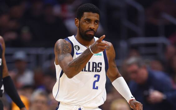 NBA, Kyrie Irving: tripla doppia storica e vittoria all'esordio in Drew ...