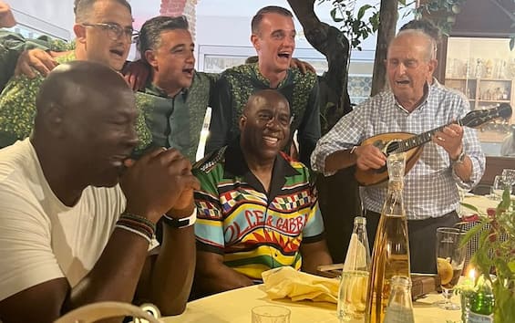 NBA, Magic Johnson e Michael Jordan insieme in vacanza a Capri. FOTO e ...