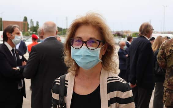 Coronavirus: dg Asur Marche, mix Covid Center-ospedali è giusto | Sky TG24