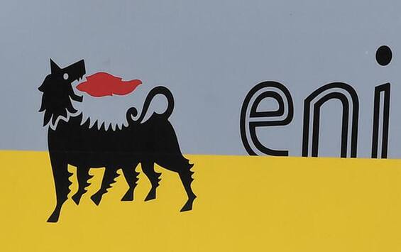 Procura sequestra parte oleodotto Eni a Genova | Sky TG24