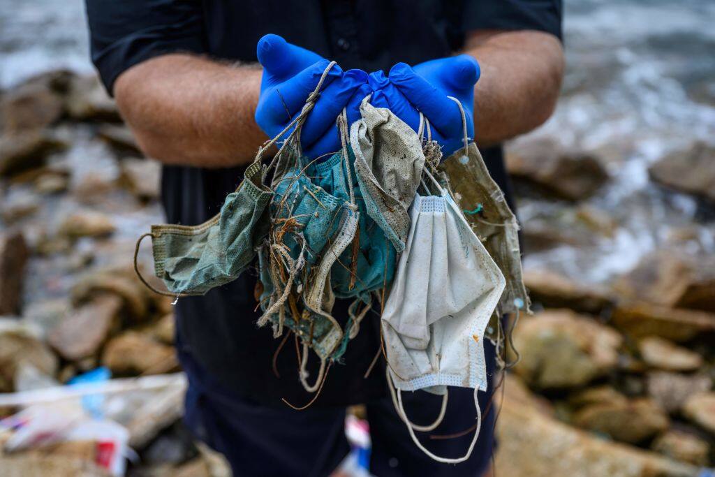 Ambiente, 14 milioni di tonnellate di plastica in fondo agli oceani