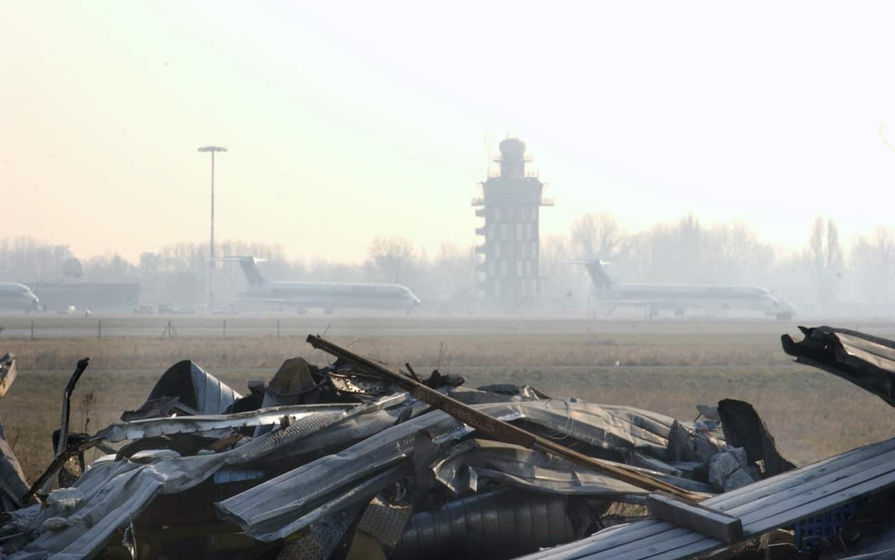Disastro di Linate, 20 anni fa l’incidente aereo a Milano | Sky TG4