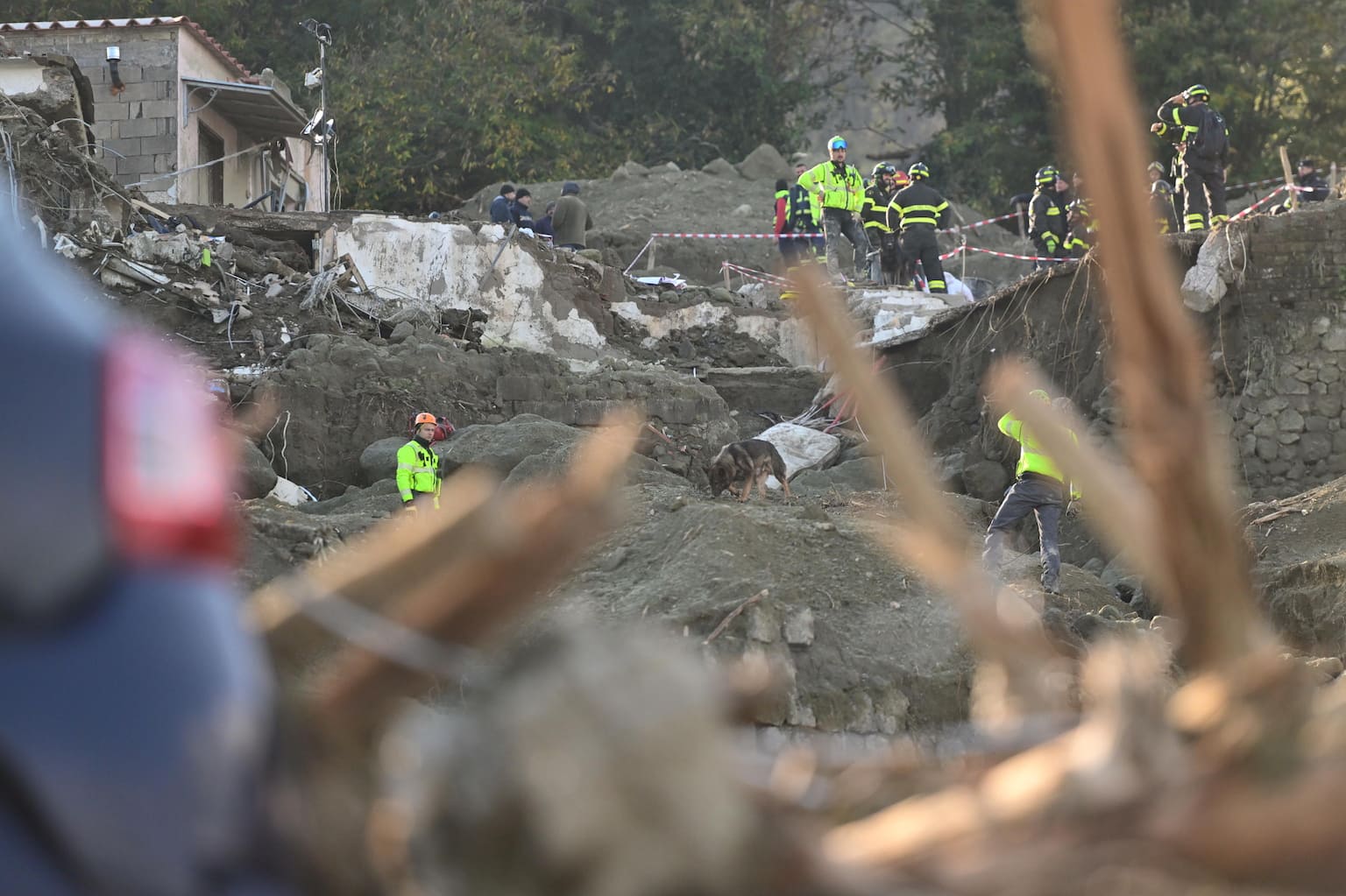 Frana a Ischia, le ultime news di oggi sulla tragedia di Casamicciola ...