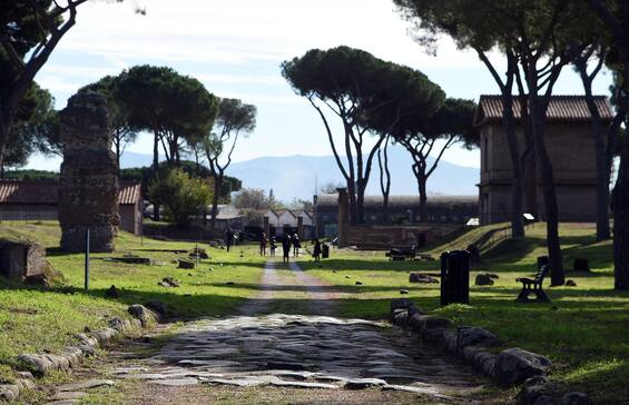 La via Appia candidata a entrare nel patrimonio Unesco, firmato il ...