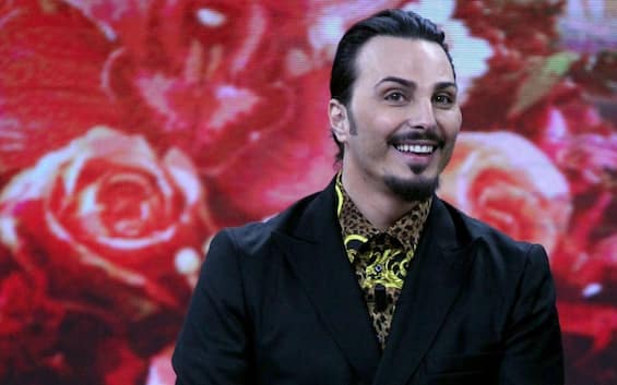 Chi è Tony Colombo, il cantante neomelodico arrestato oggi con la ...