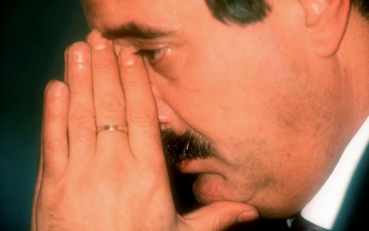 Giovanni Falcone: storia del giudice anti mafia, dal processo a Cosa ...