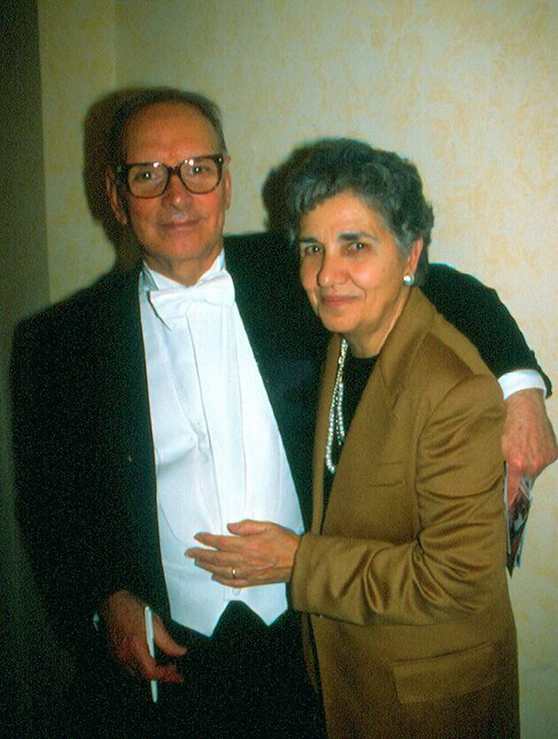 Chi è Maria Travia, la moglie di Ennio Morricone: la loro storia d ...