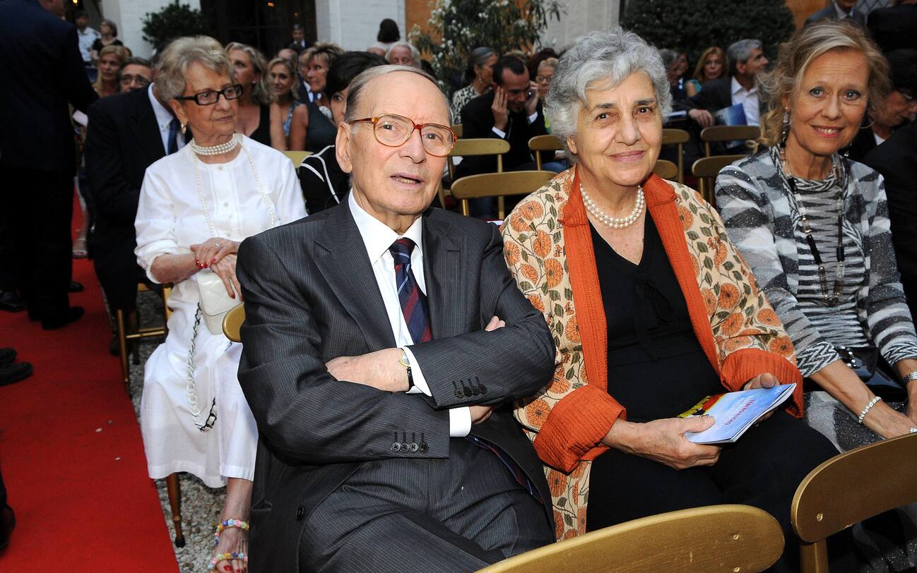 Chi è Maria Travia, la moglie di Ennio Morricone: la loro storia d ...
