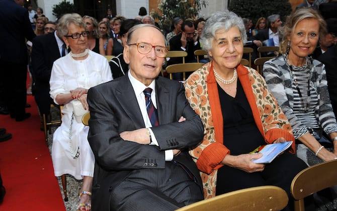 Chi è Maria Travia, la moglie di Ennio Morricone: la loro storia d ...