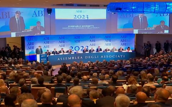 Inflazione e tassi alti, i rischi per la crescita e le famiglie | SKY TG24