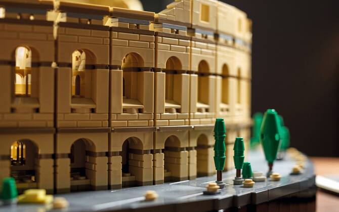 Arriva il primo Colosseo di LEGO, è il set più grande di sempre. LE ...