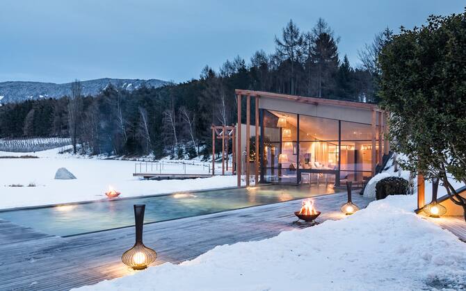 In piscina in montagna, 20 infinity pool da sogno sulle Dolomiti