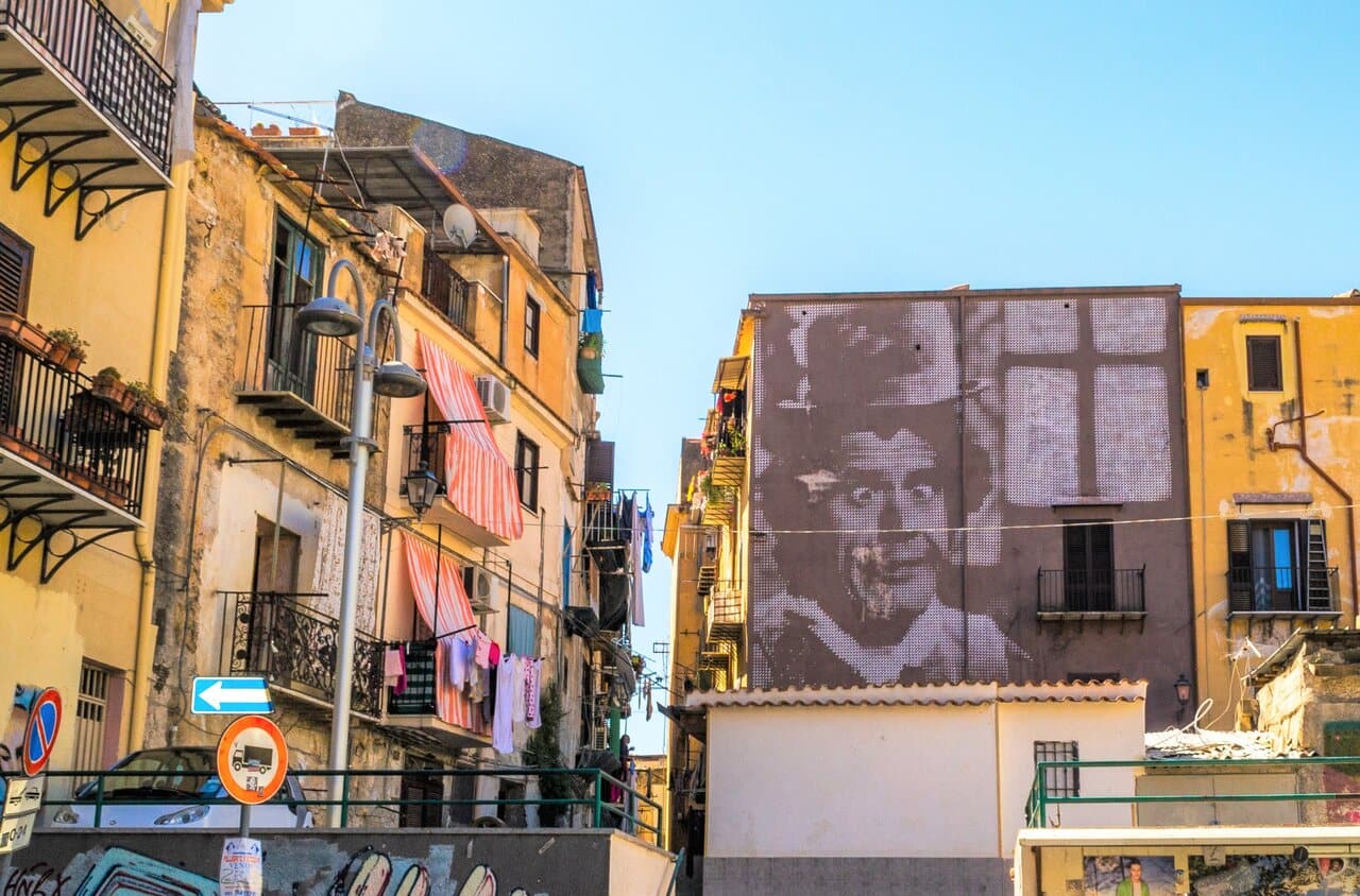 Street art, viaggio tra i murales di Palermo, da Ballarò a Borgo ...